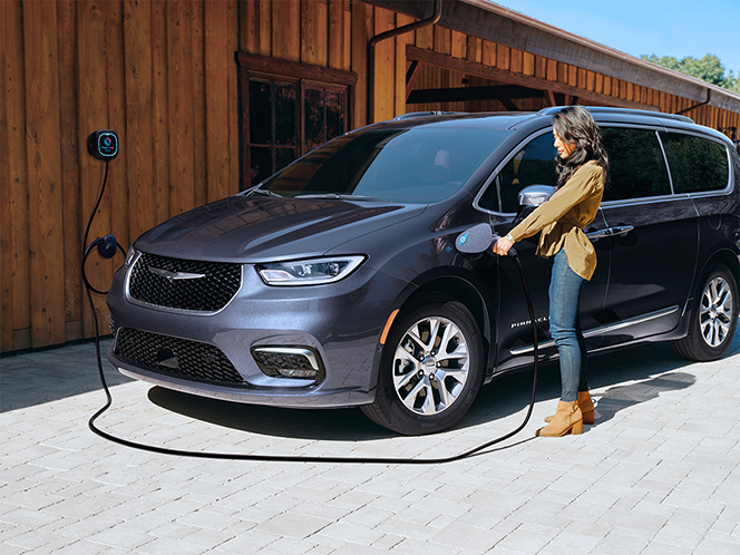 Free2move Charge | About Us